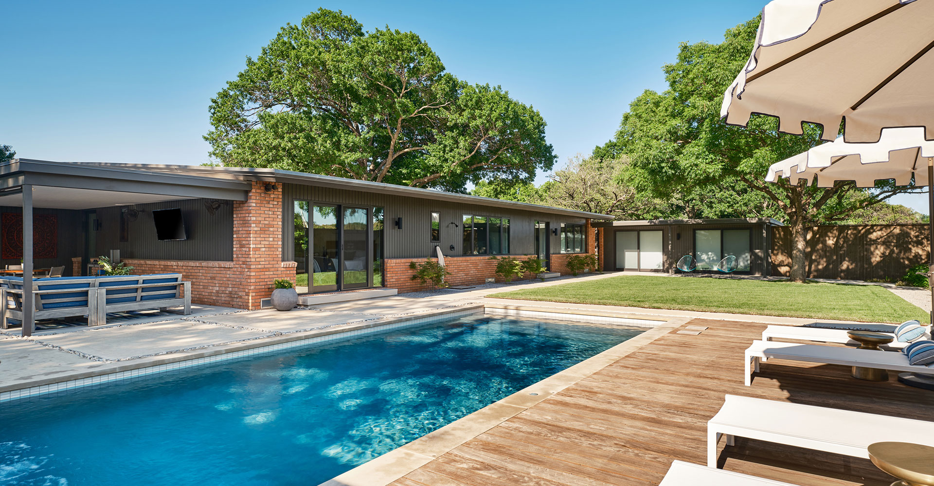 Home - Manolo Design Studio